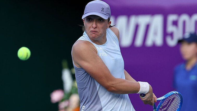 WTA Seoul: Swiatek rast durch die Doppelschicht ins Finale gegen Alexandrova