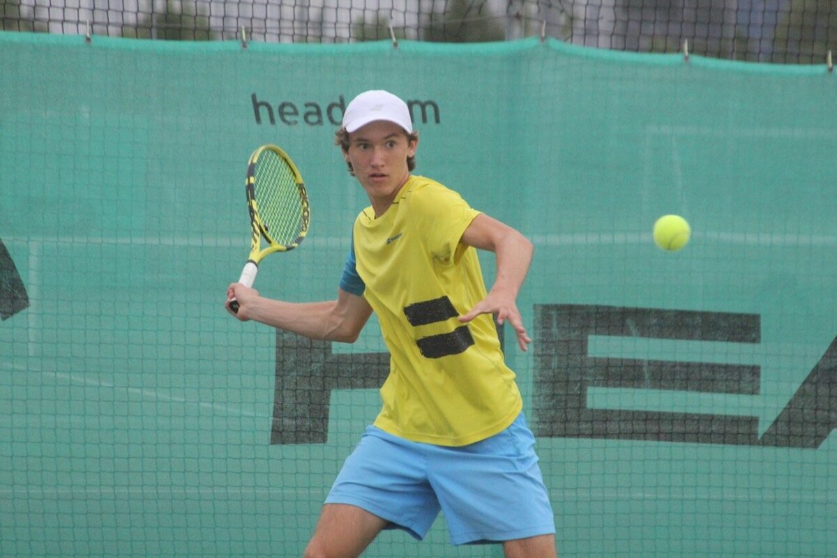 Nicolas Moser erkämpft sich Auftaktsieg bei den HTT Finals · tennisnet.com