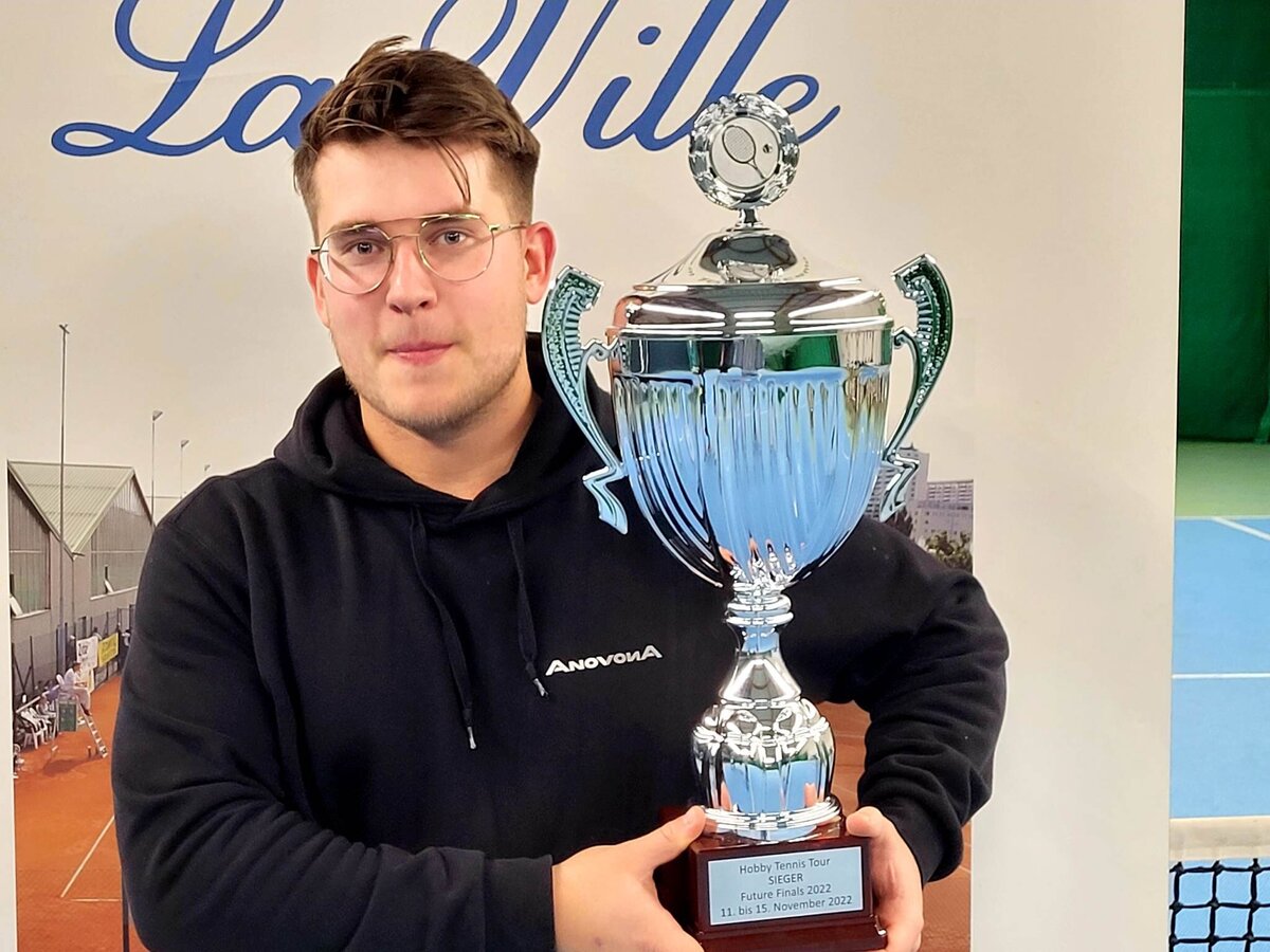 Dummer holt HTT Future-Finals Titel 2022 · tennisnet.com