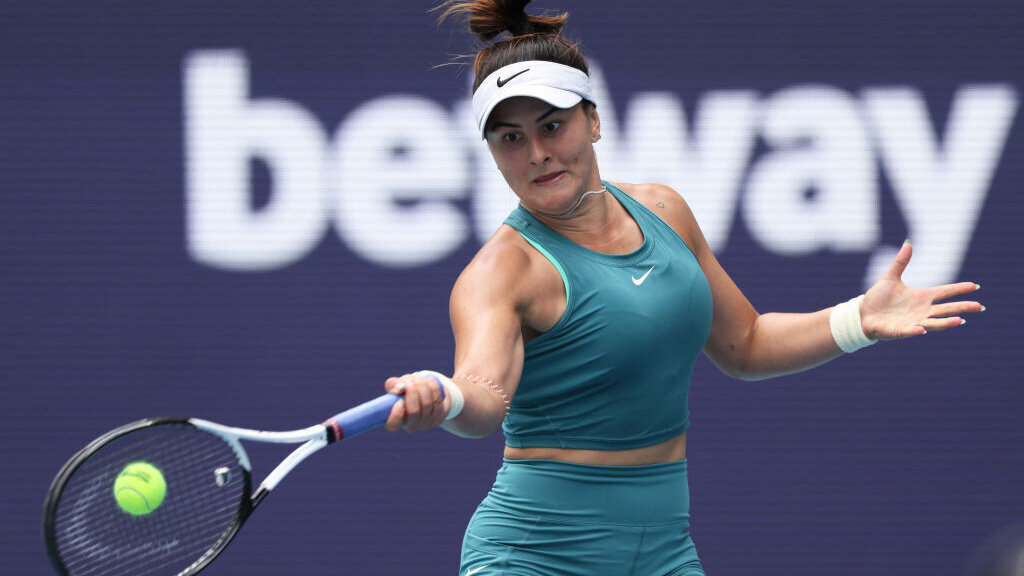 WTA: Bianca Andreescu - Two ligaments torn, longer break · tennisnet.com