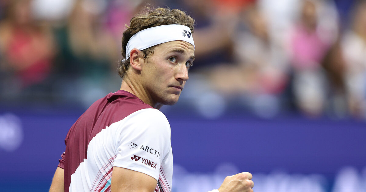 US Open: Brilliant Casper Ruud sweeps Matteo Berrettini off the field ...