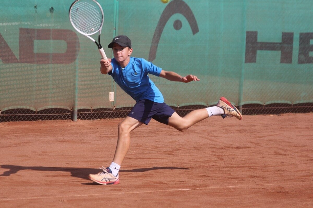 Halbfinal-Aus für Jungstar Theo Strobl · tennisnet.com