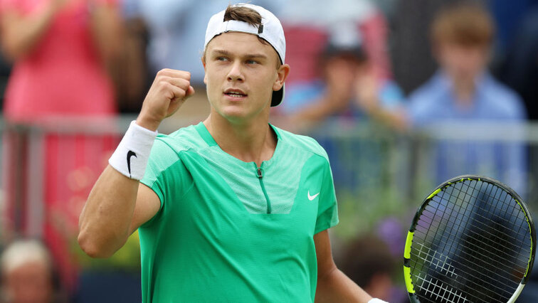 ATP Queen´s Club: Rune feiert Premiere, Alcaraz mit viel Bauchweh ...