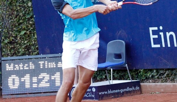 Tschechisches Halbfinale, Martin Emmrich im Doppel-Finale · tennisnet.com