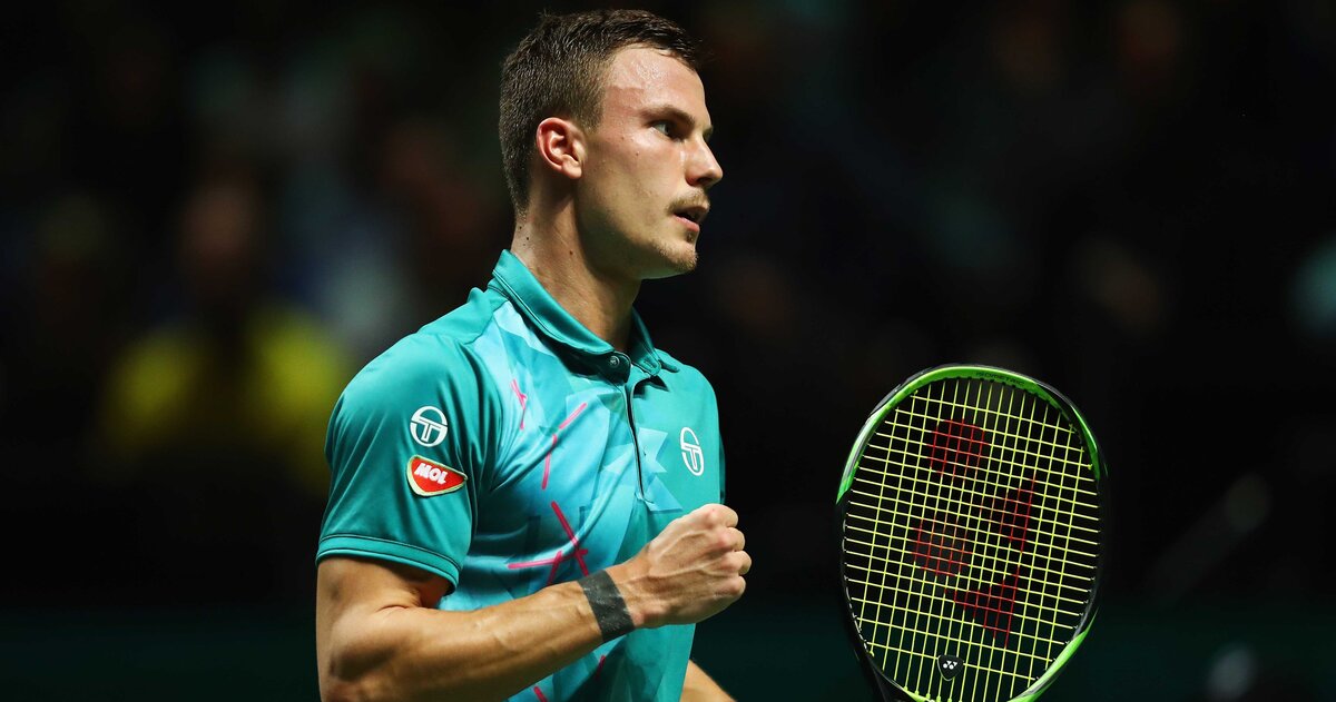 ATP live from 4 p.m .: Marton Fucsovics challenges Roger Federer ...