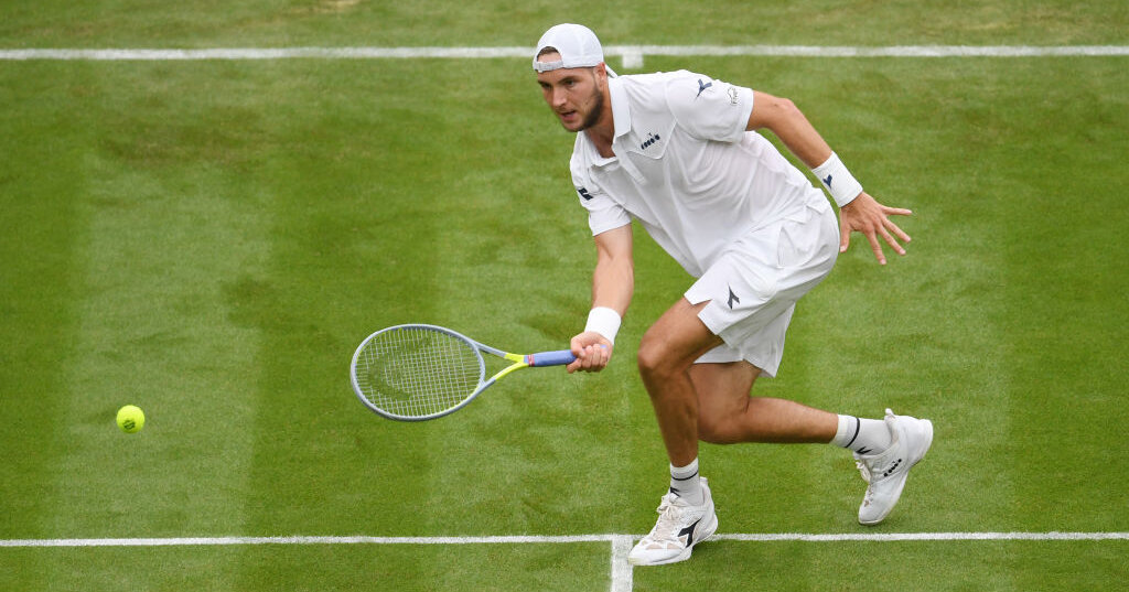 ATP Stuttgart: Jan-Lennard Struff knackt erstmals Tommy Paul ...
