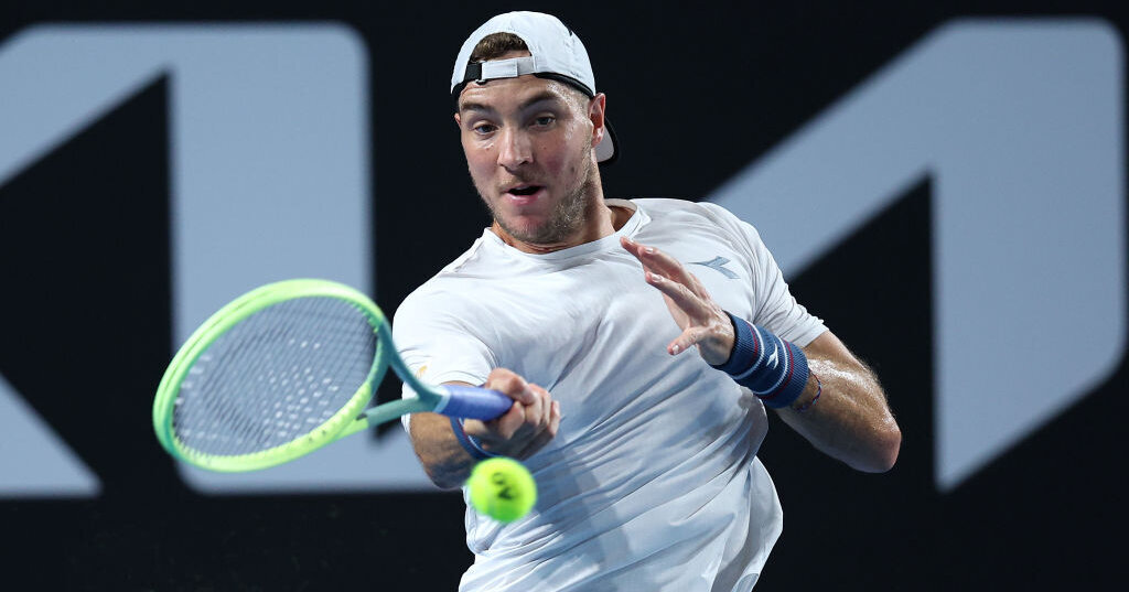 Australian Open: Jan-Lennard Struff ringt Rinky Hijikata in fünf Sätzen ...