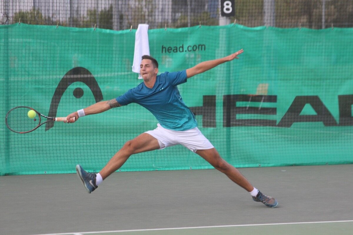 Jaros nach Auftaktsieg im Achtelfinale · tennisnet.com